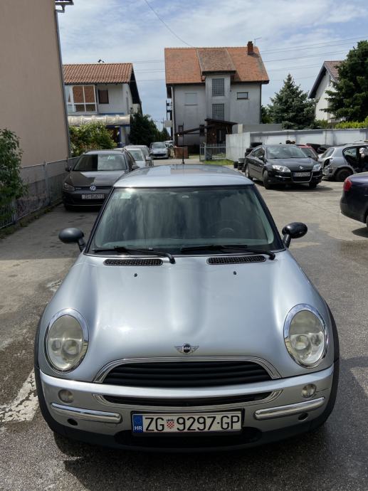 MINI One R50 automatik, 2003 god.