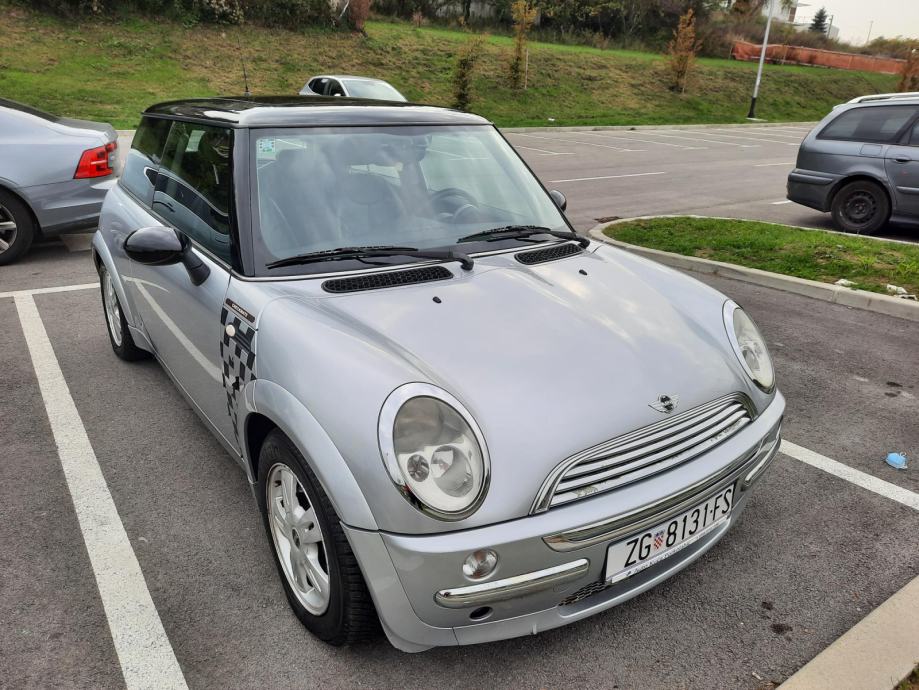 MINI One R50, 2002 god.