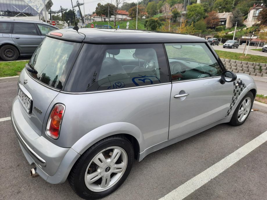 MINI One R50, 2002 god.