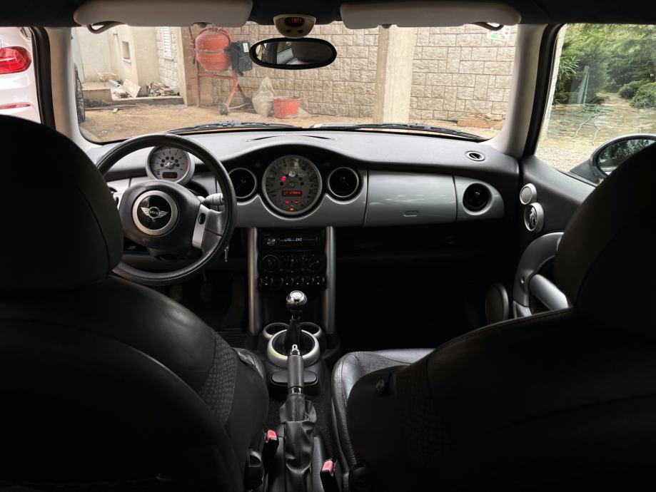 MINI One R50, 2003 god.