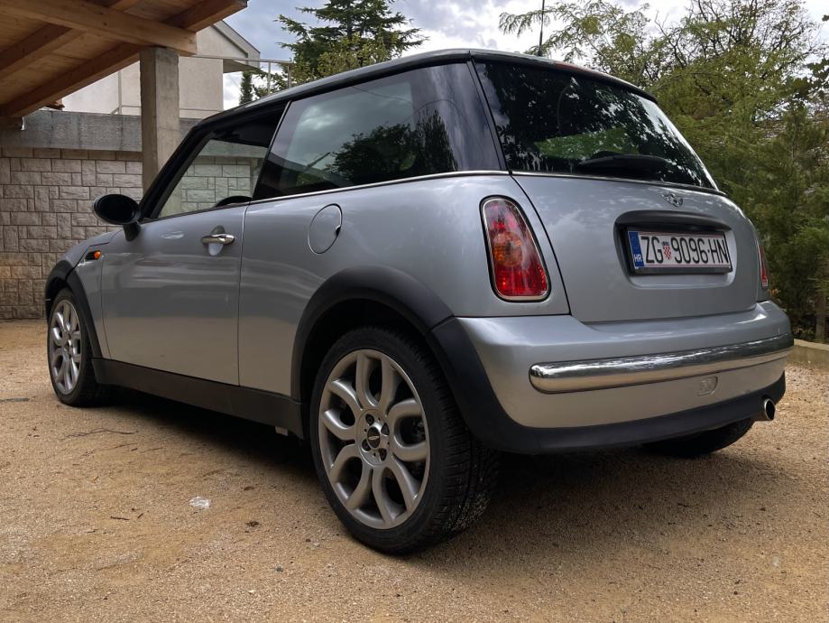 MINI One R50, 2003 god.