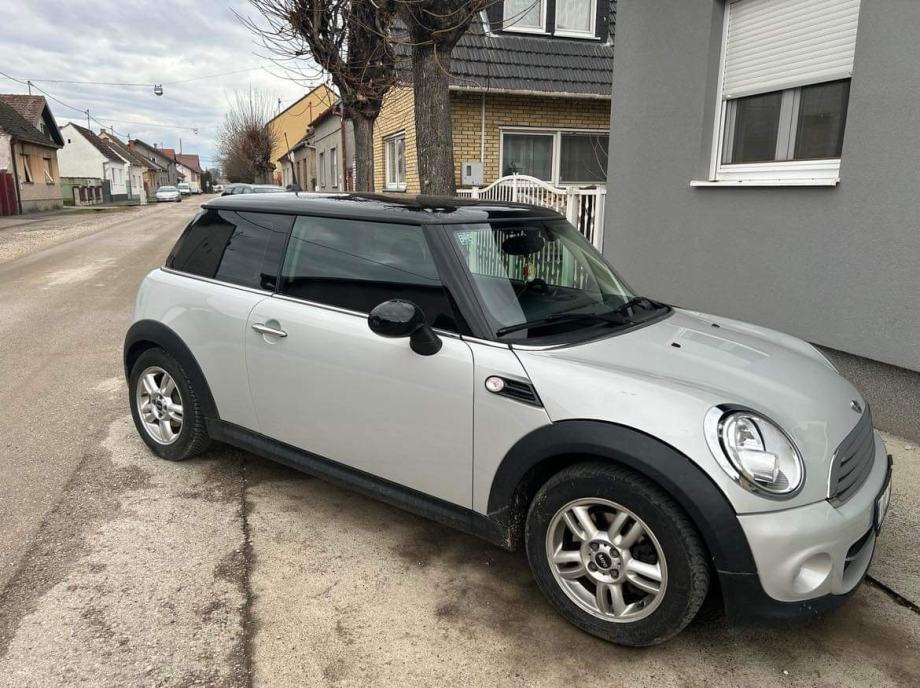 MINI One R56 2.0 D Automatic, 2013 god.
