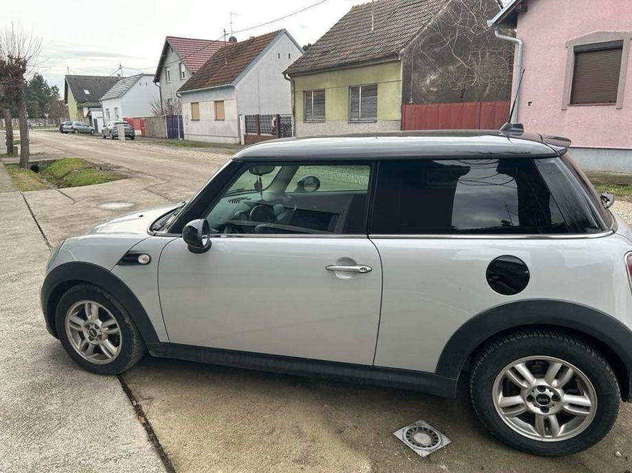 MINI One R56 2.0 D Automatic, 2013 god.