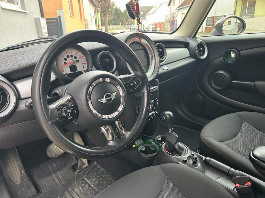 MINI One R56 2.0 D Automatic, 2013 god.