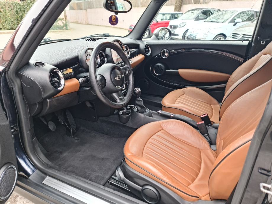 MINI One Sport, 2013 god.