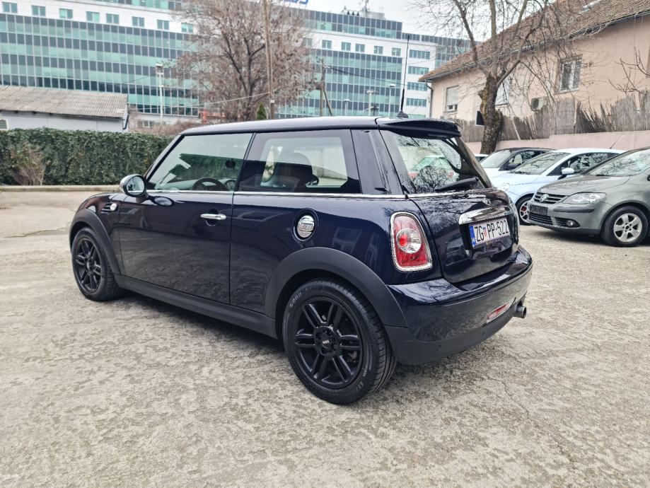 MINI One Sport, 2013 god.