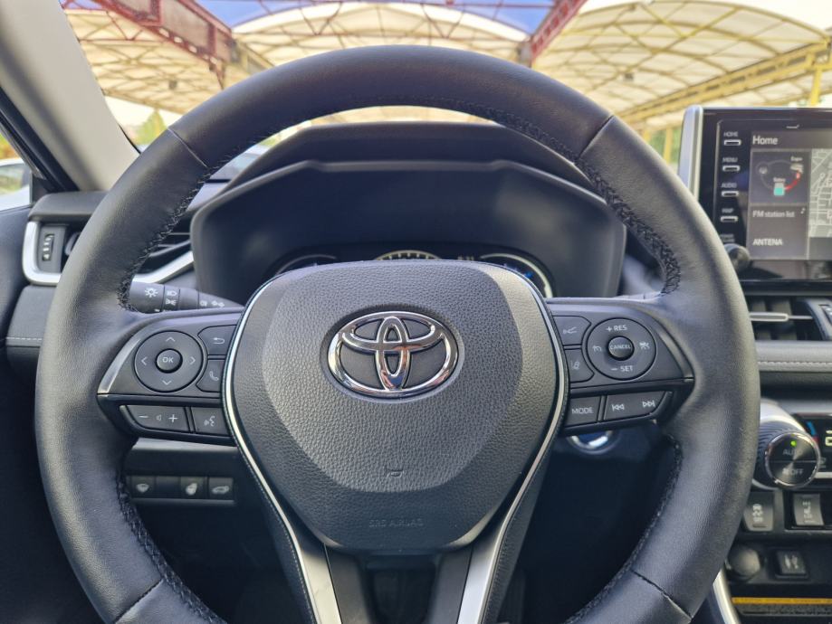 NEW*TOYOTA*RAV4*2.5 HYB-218KS*AUT*2019.G**KAMERA*NAVI*LED*24900E, 2019 god.