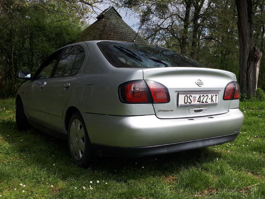 Nissan Primera Baujahr 2000
