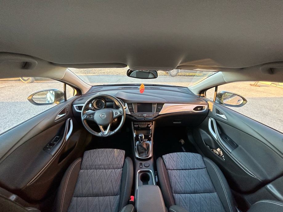 Opel Astra 1,2 Turbo39tkm 2020 godina, 2020 god.