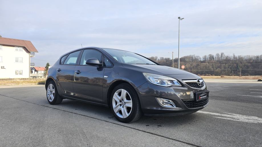 Opel Astra 1,3 CDTI, 2011 god.