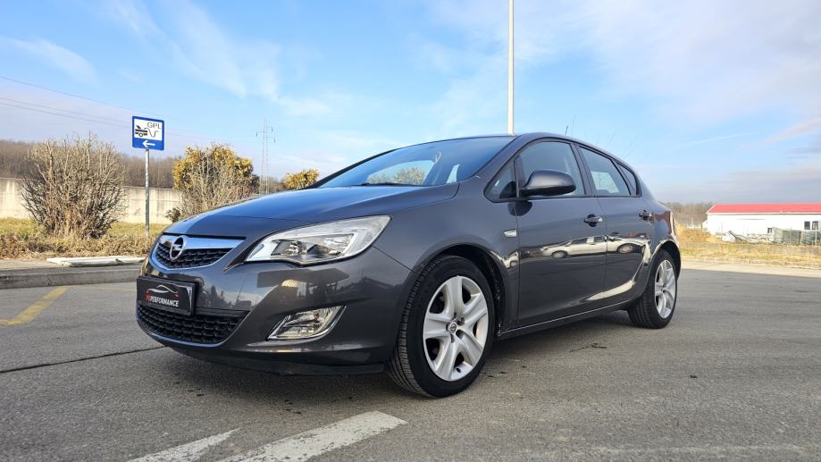 Opel Astra 1,3 CDTI, 2011 god.