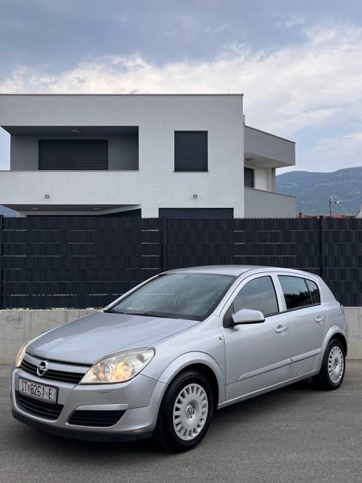 Opel Astra 1,4 16V Essentia, 2007 god.