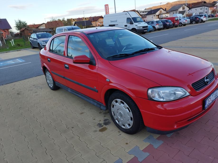 Opel Astra 1,4 2008g reg 9/24, 2008 god.