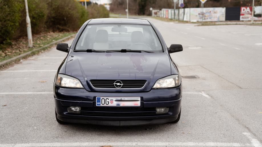 Opel Astra 1,4 Club, 2000 god.