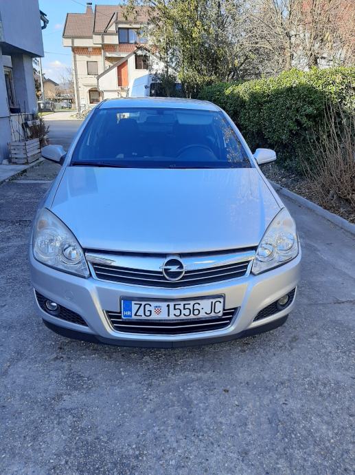 Opel Astra 1,6 16V, 2008 god.