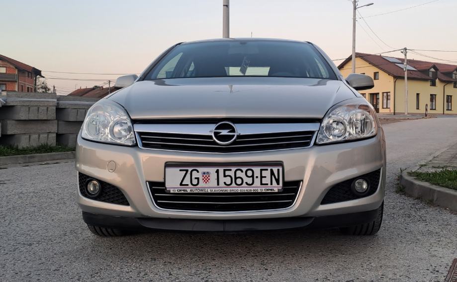 Opel Astra 1,6 16V, 2008 god.