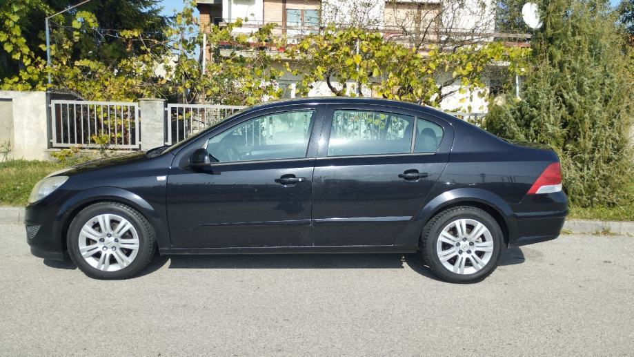 Opel Astra 1,6 16V, 2008 god.