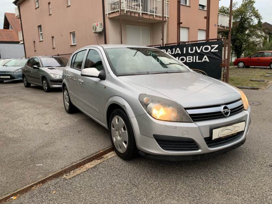 Opel Astra 1,6 16V TWINPORT, 2006 god.