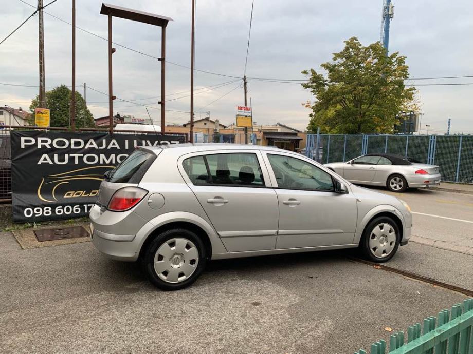 Opel Astra 1,6 16V TWINPORT, 2006 god.