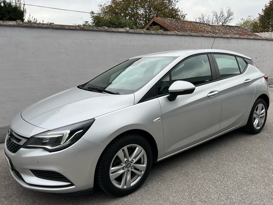 Opel Astra 1.6 CDTI Enjoy - PDC, tempomat, reg do 03/23, JAMSTVO 12 MJ ...