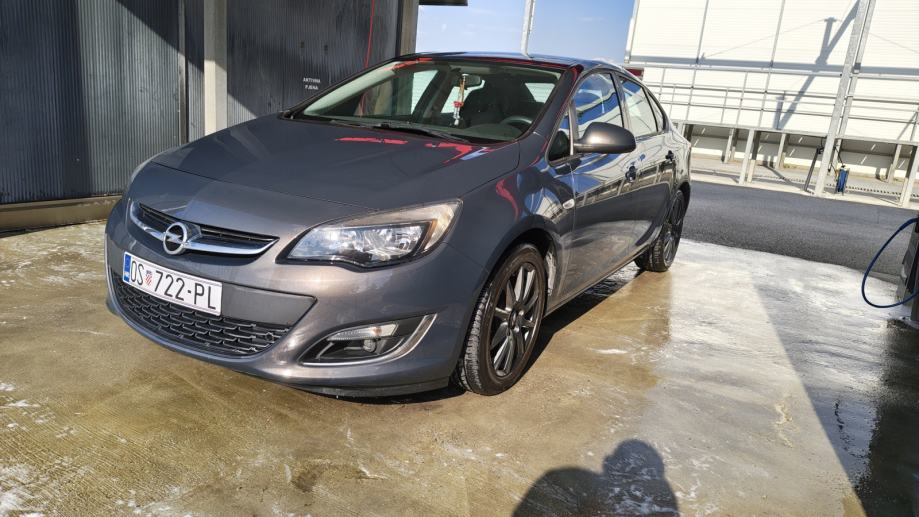 Opel Astra 1,6 CDTI, 2016 god.