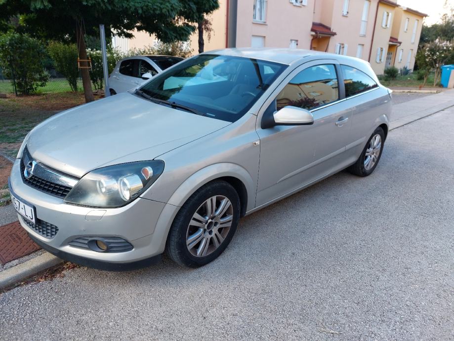 Opel Astra 1,6 h gtc, 2007 god.
