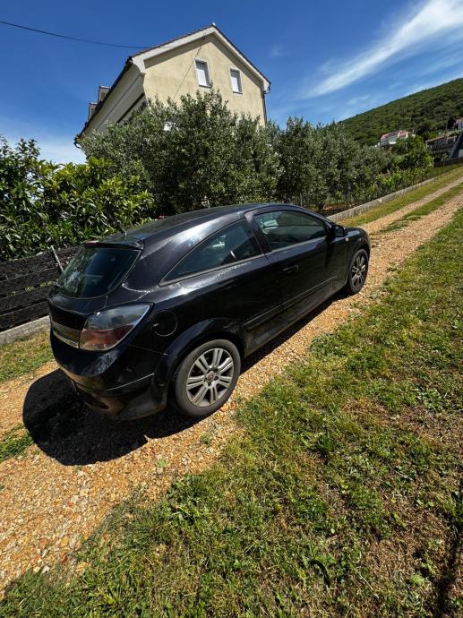 Opel Astra 1,6, 2008 god.