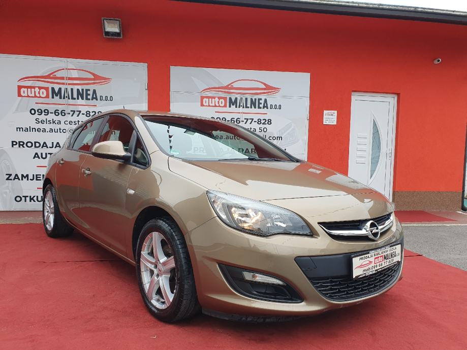 Opel Astra 1,7 CDTI 96KW 2013G. 146TKM LIMUZINA REDIZAJN MODEL 7.999 ...