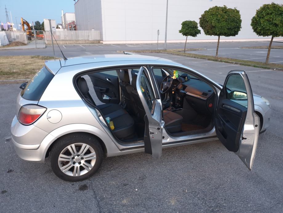 Opel Astra H 1,7 CDTI COSMO,REG. 06/24,CIJENA NIJE FIKSNA,ČITAJ OGLAS ...