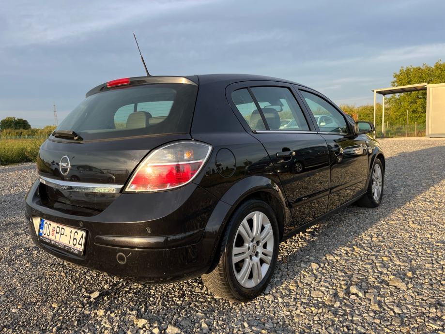 Fabelhafte Opel Astra 1 7 Cdti Bild