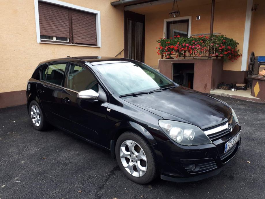 Opel Astra 1,7 CDTI Cosmo, 2005 god.