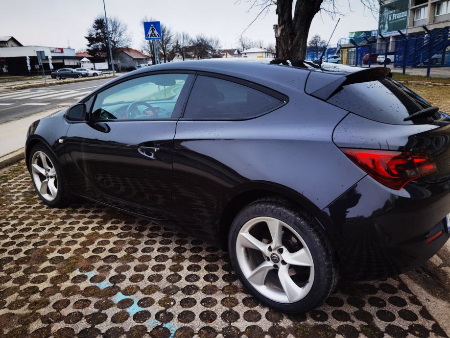 Opel Astra 1,7 CDTI, 2012 god.