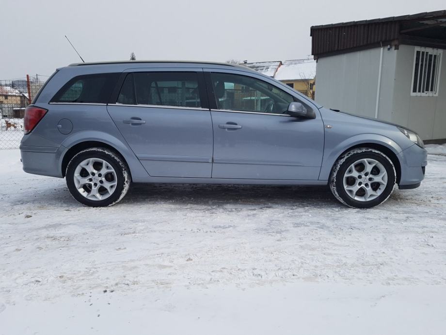 Opel Astra 1,7 CDTI *101*KS COSMO, Svi servisi; samo 130000km, 2005 god.