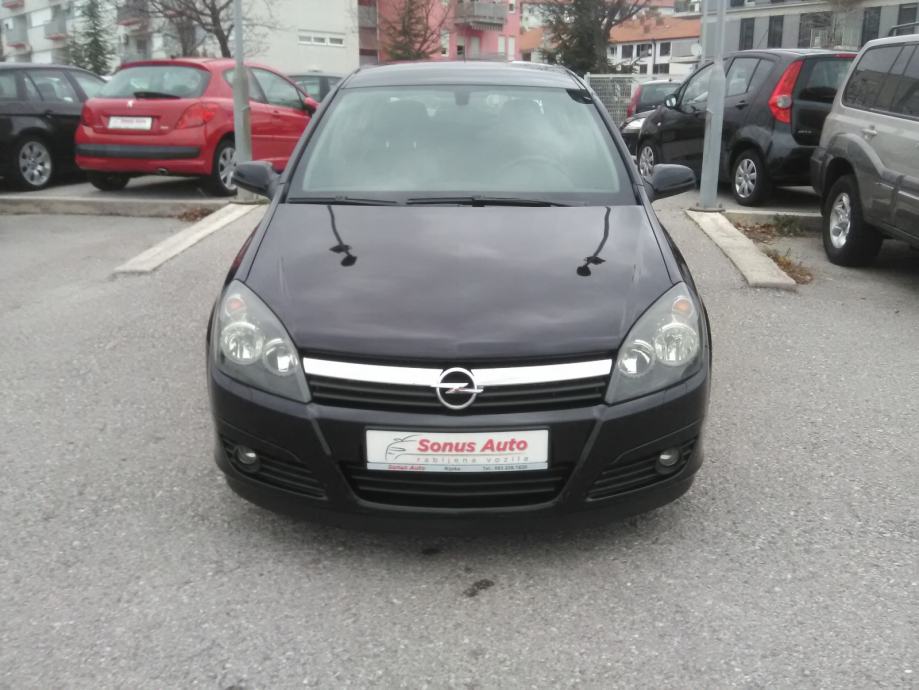 Opel Astra 1,9 CDTI Cosmo - Sport, 2005 god.