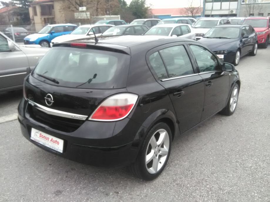 Opel Astra 1,9 CDTI Cosmo - Sport, 2005 god.