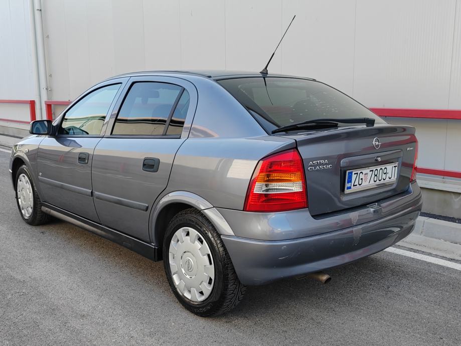 Opel Astra Classic • 1.4 16v • KLIMA ledi • reg 4/25 •, 2005 god.