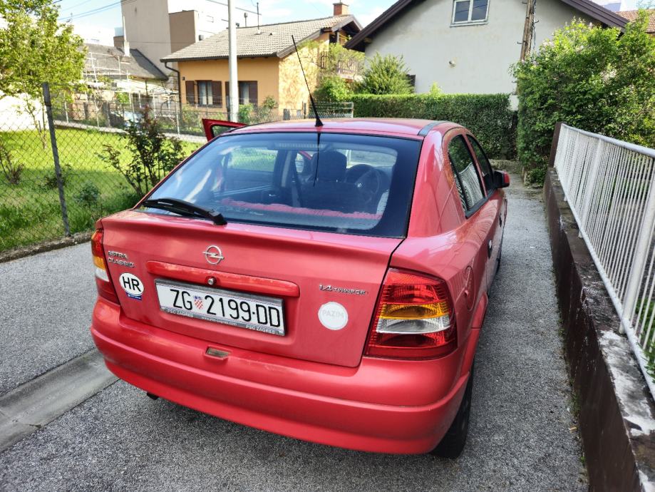 Opel Astra Classic 1.4 16V, 2007 god.