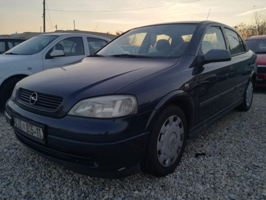 Opel Astra Classic 1,4 i club, 2002 god.