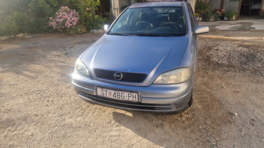Opel Astra Classic 1.4 G Classic, klima, reg. do 05/2026, 2007 god.