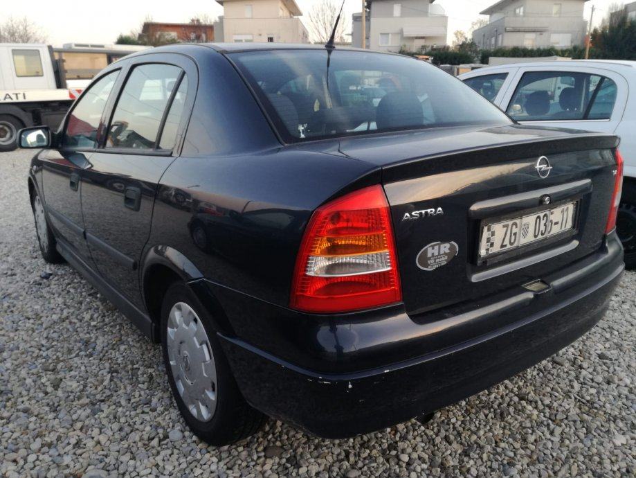 Opel Astra Classic 1.4i club, 2002 god.