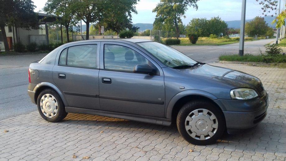 Opel Astra Classic Opel Astra classic 1,4, 2004 god.