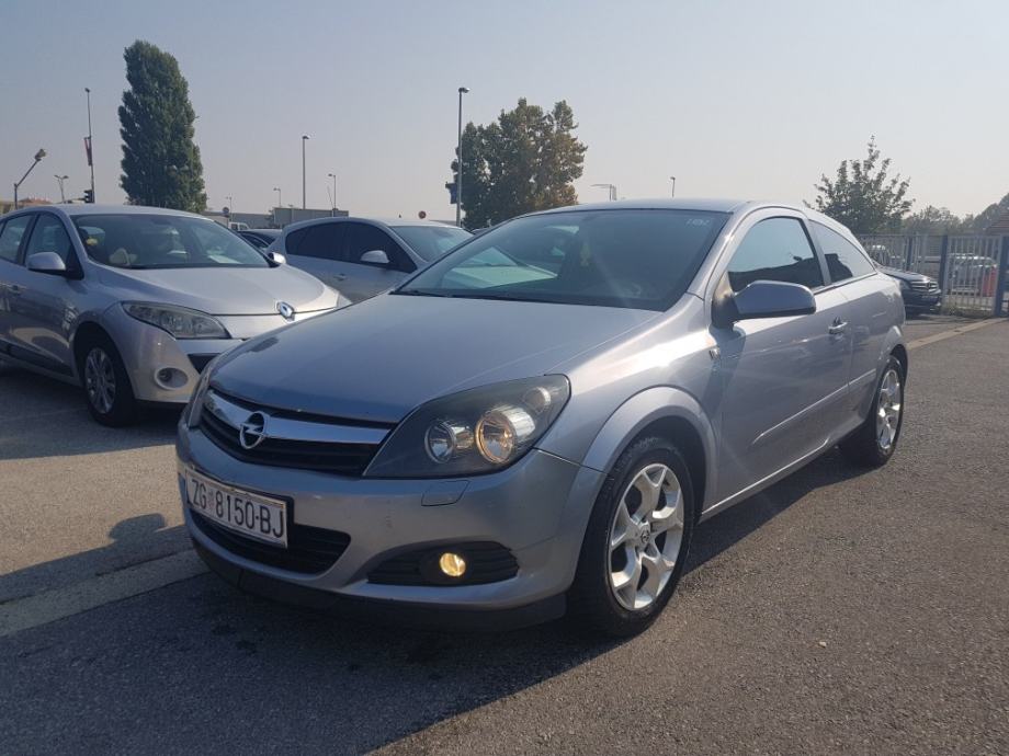 Opel Astra Coupe 1.6 16V 2006 godina 77Kw, 2006 god.