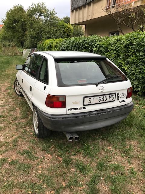 Opel Astra 1.6, 100ks, 94 g., očuvana, 219000 km, može se registrirati ...