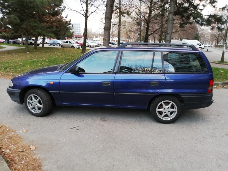 Opel Astra F Karavan Caravan 1,4 2000 reg god dana, 2000 god.