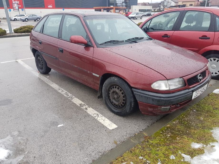 Opel Astra GL 1.7TD reg 8/2019 u super stanju, 1998 god.