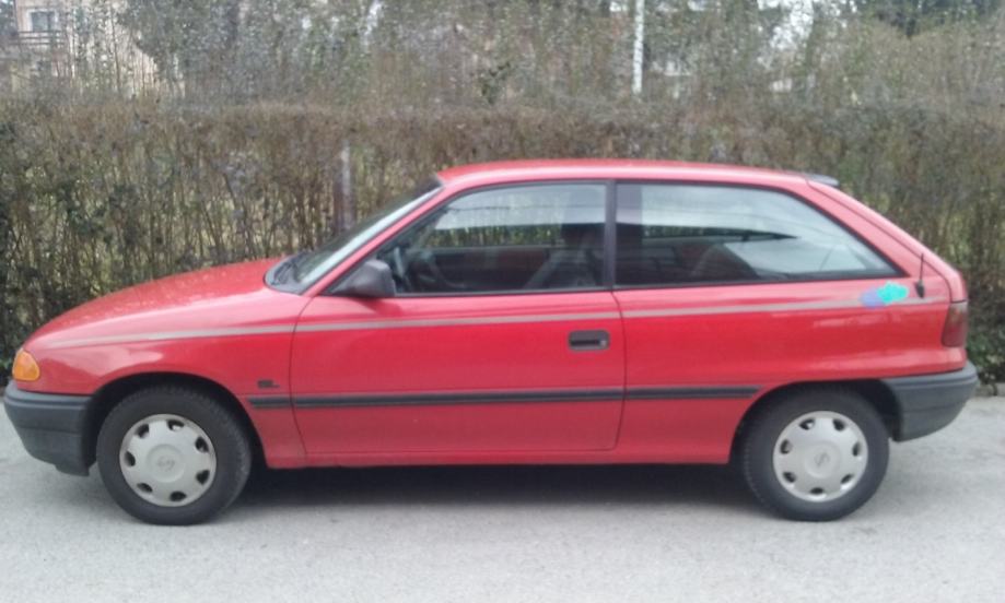 Opel Astra GL D reg. 9/17, 1994 god.