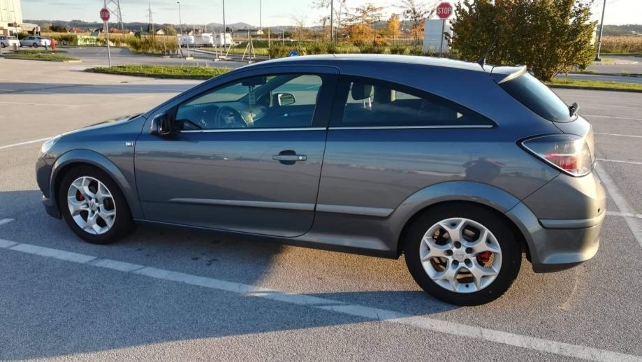 Opel Astra-gtc cosmo, lpg-1vlasnik, 2005 god.