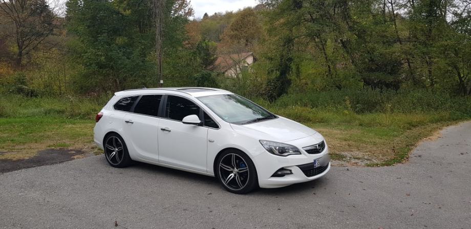 Opel Astra j 1,7 CDTI Sport tourer opc line cosmo xenon, 2011 god.
