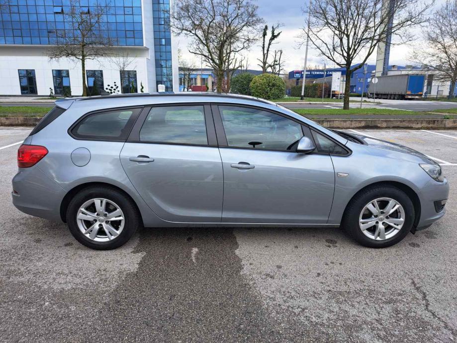 Opel Astra J Karavan ST 1.6 CDTI, 1. vl., TV, 2015 god.