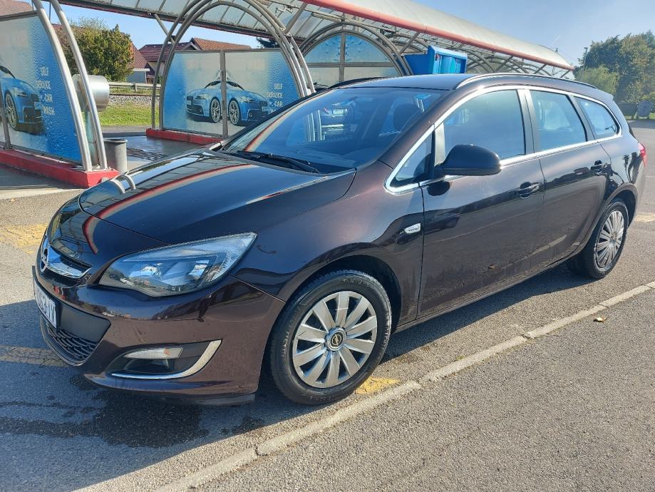 Opel Astra Karavan 1,3 CDTI, 2013 god.